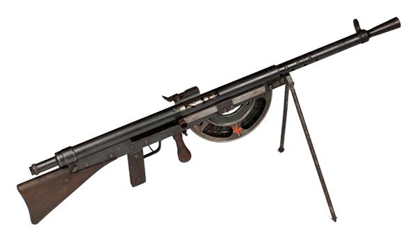 * French Machine Rifle Model 1915 Chauchat Machine Gun with