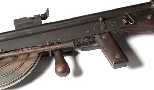 * French Machine Rifle Model 1915 Chauchat Machine Gun with