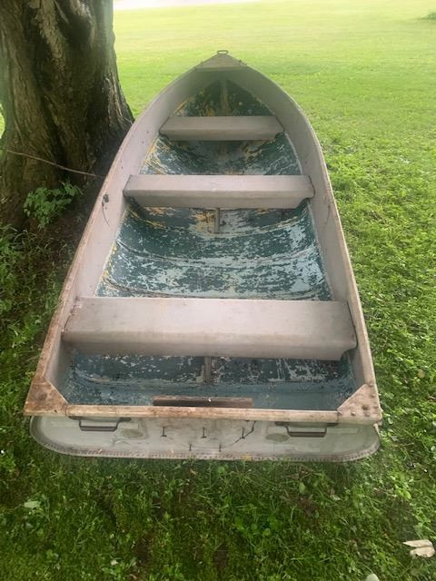 SEARS 12 FT ALUMINUM BOAT