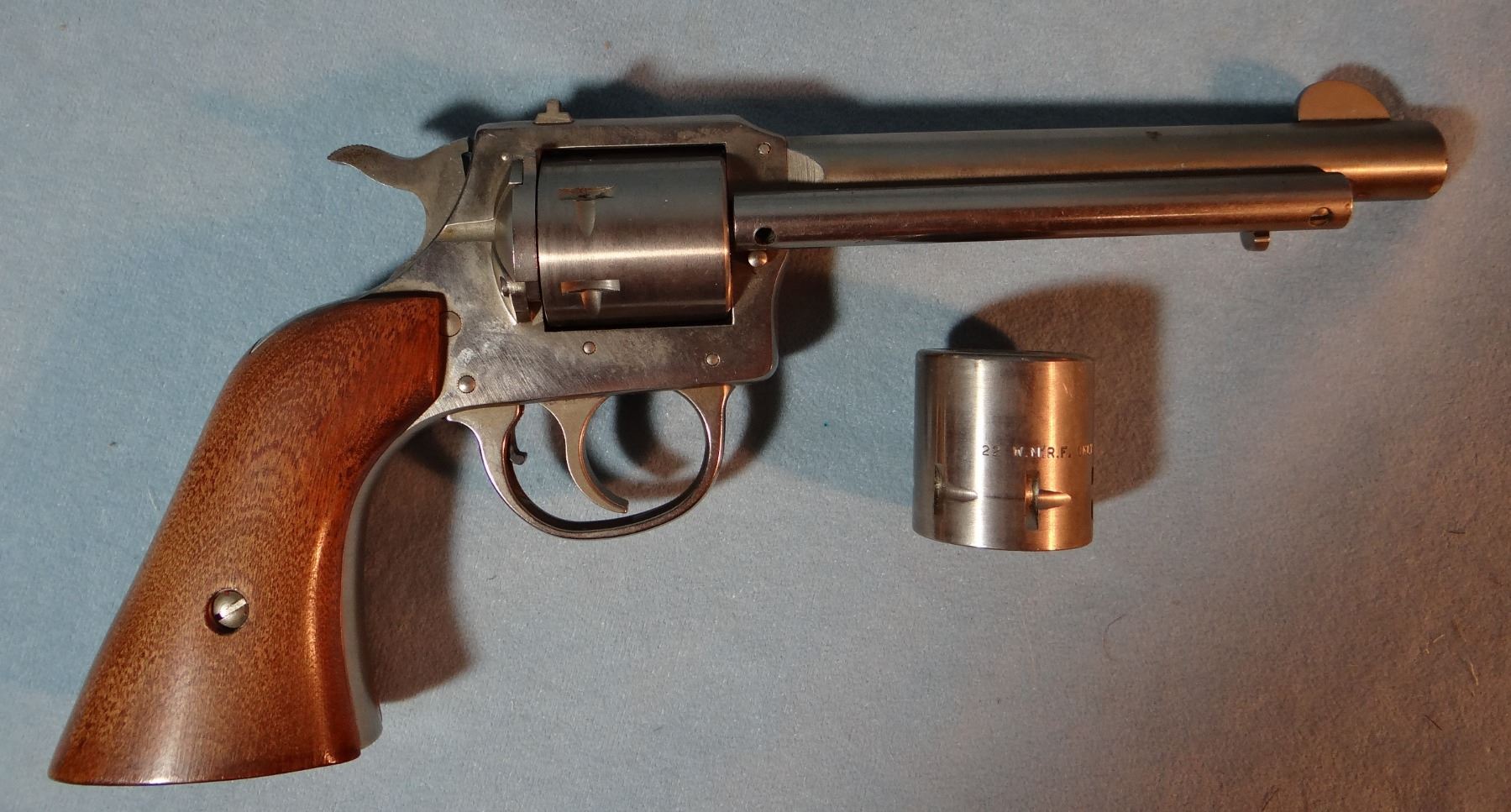 H & R 650 pistol, .22 w/cyl. for .22 Mag., s#AV054699