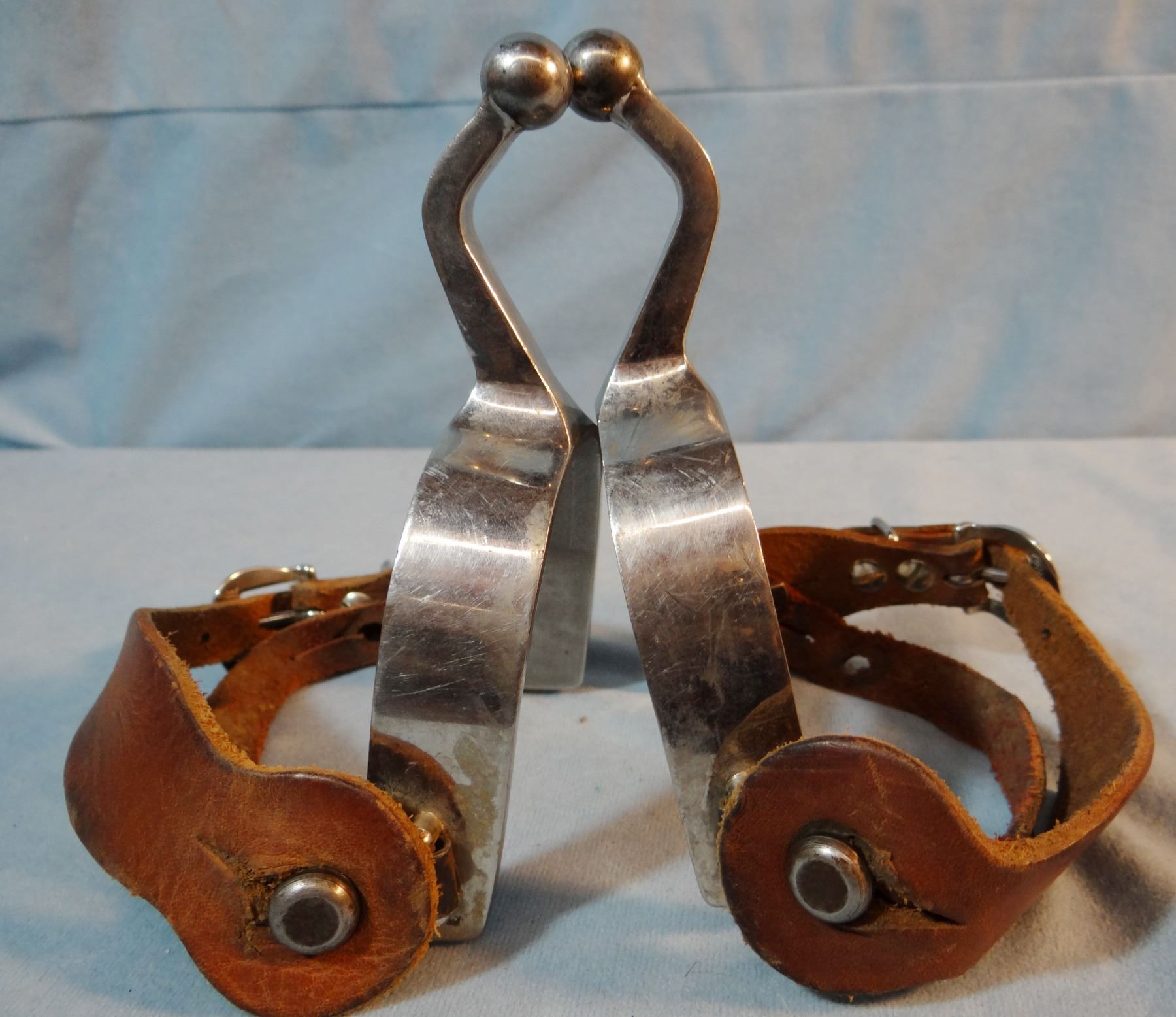 Sliester marked spurs, mint, rare