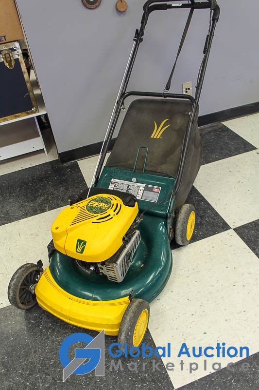 **Yard Man 5.5HP 21" Cut Lawn Mower w/ Bagger