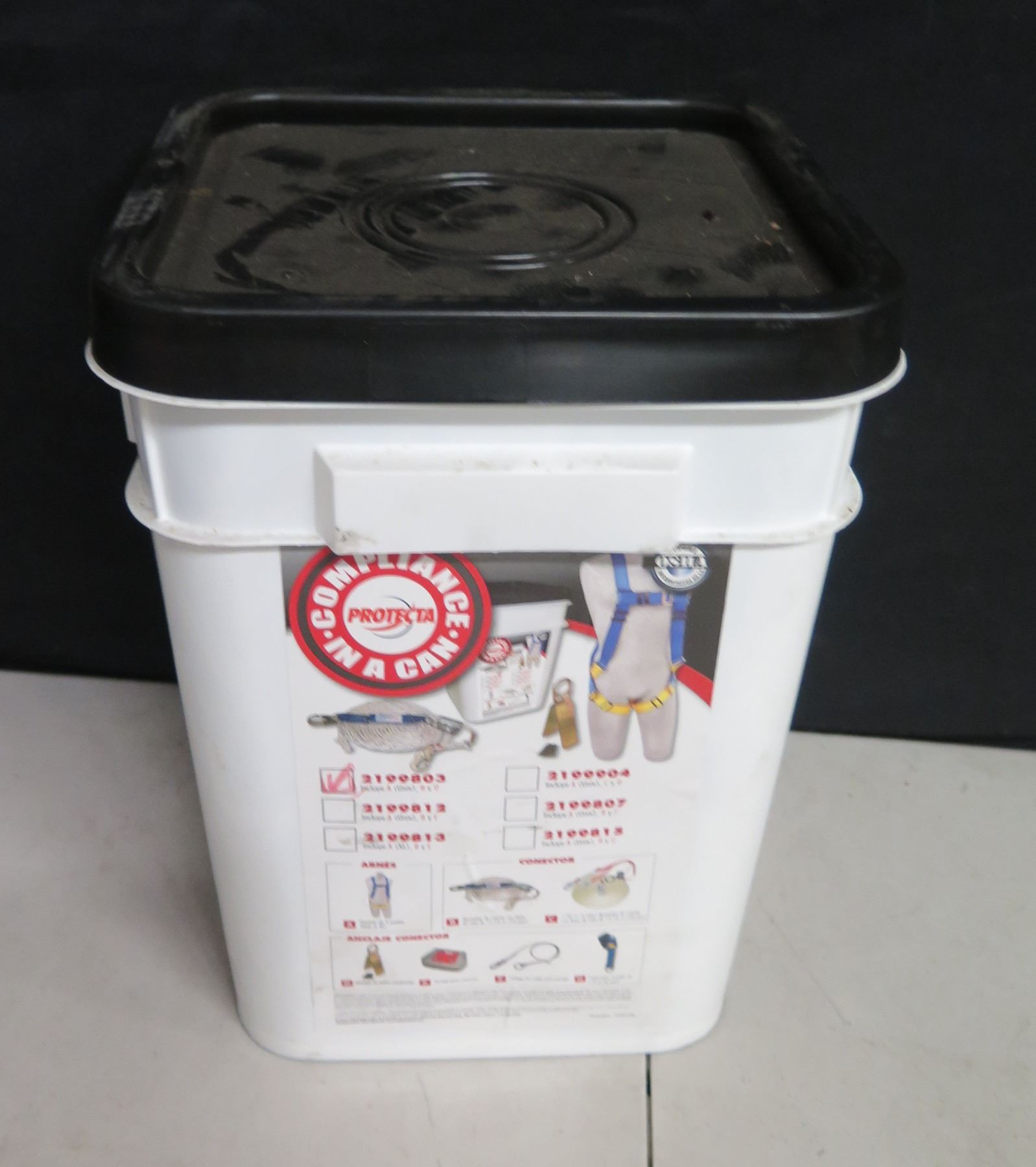 3M Protecta Fall Protection Kit 2199803 in Plastic Bucket - Test Site