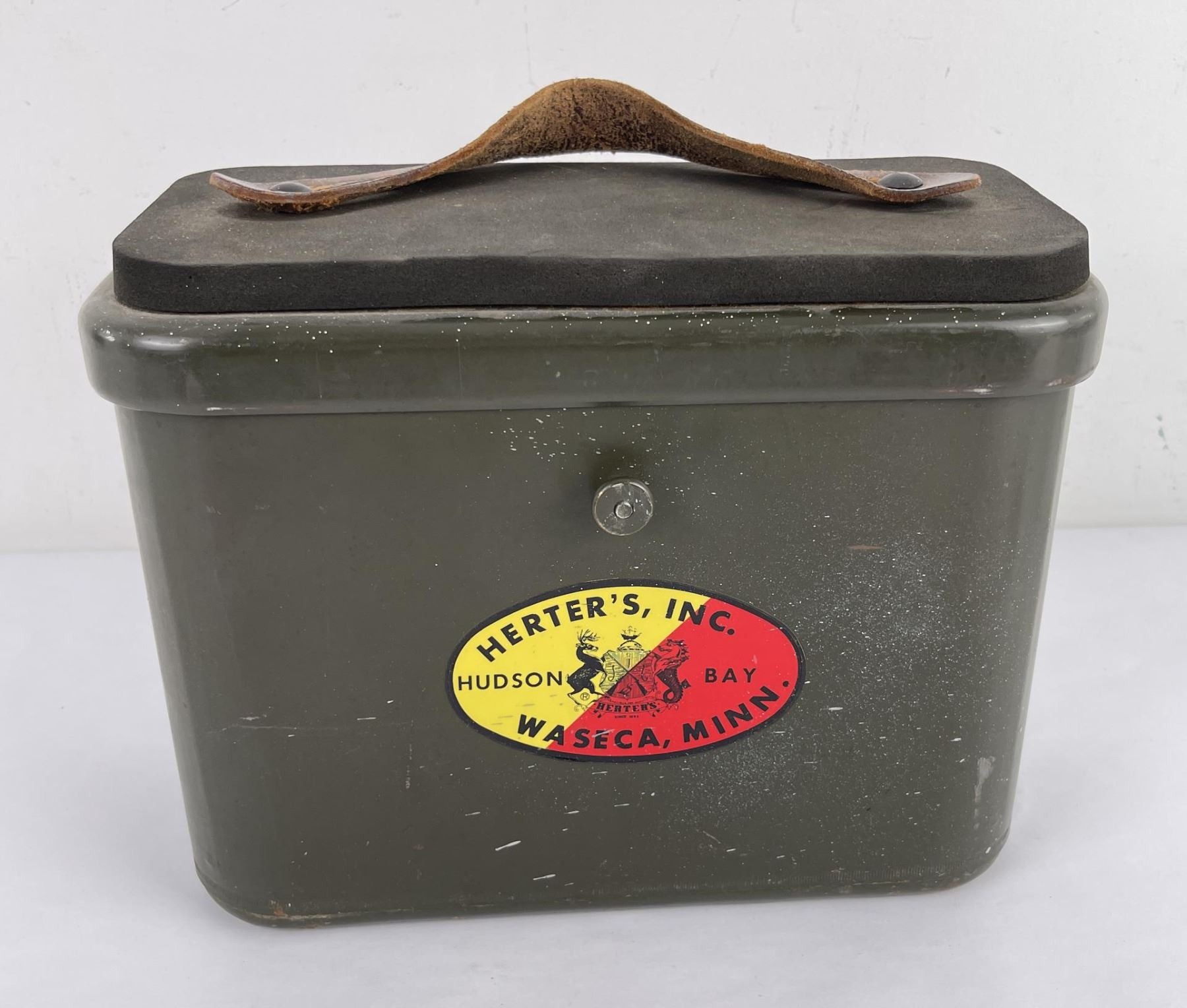 Antique Herters Duck Hunting Box Stool
