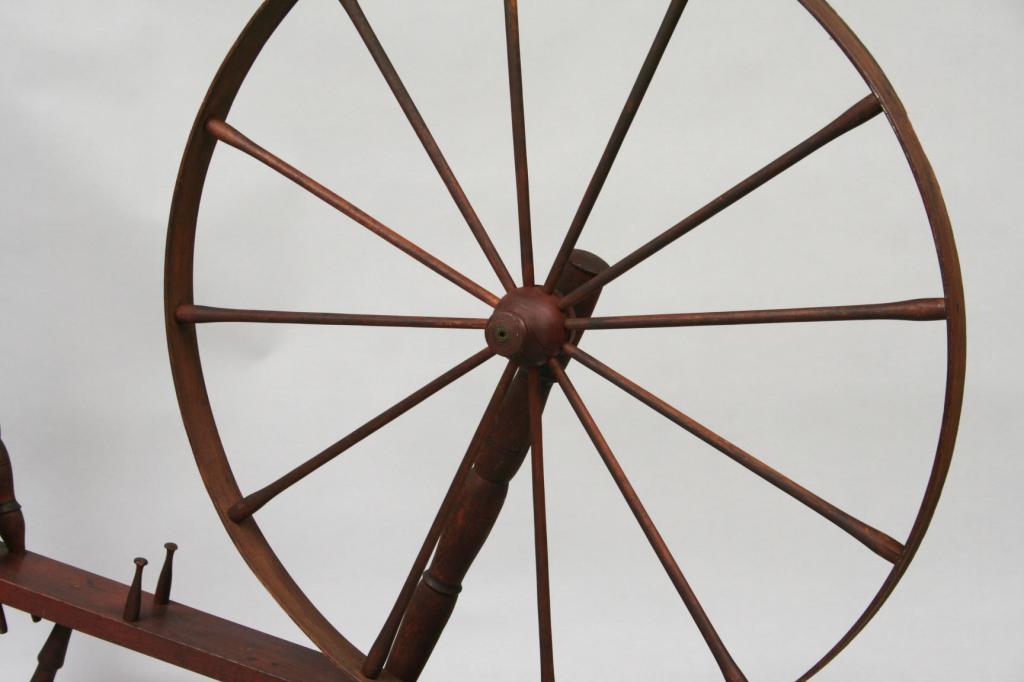 Antique American Primitive Spinning Wheel