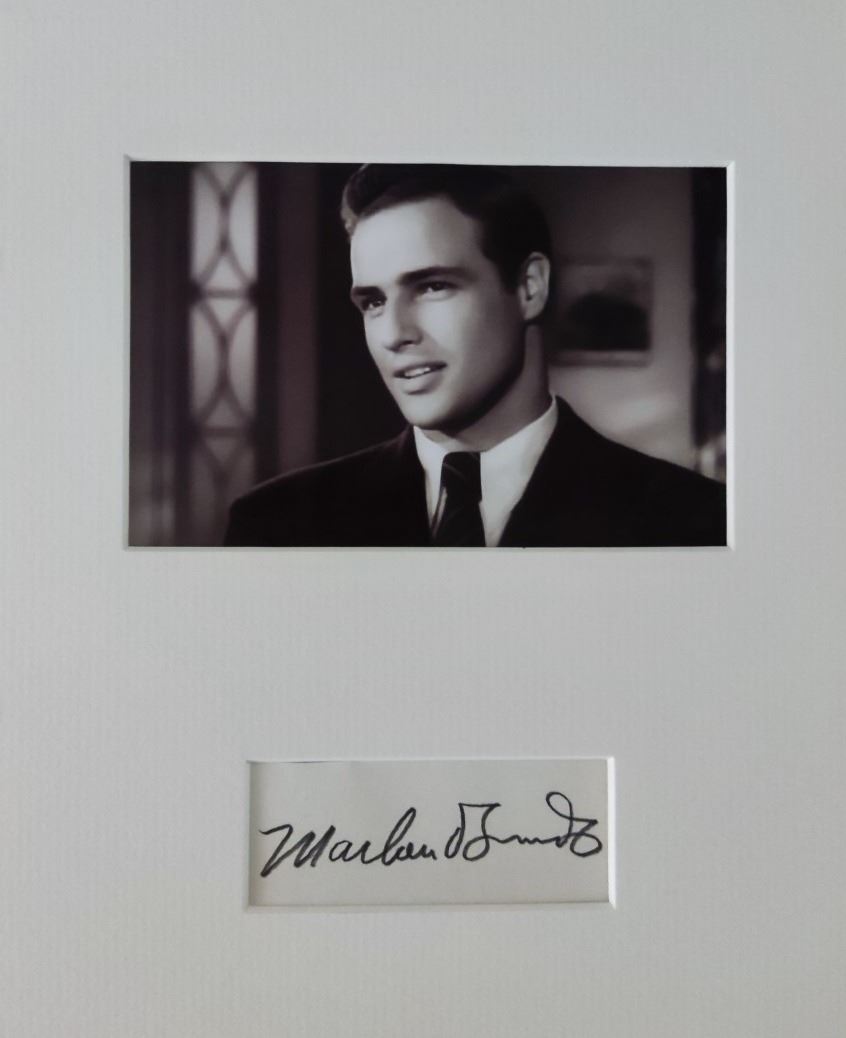 Marlon Brando autograph (1924-2004).