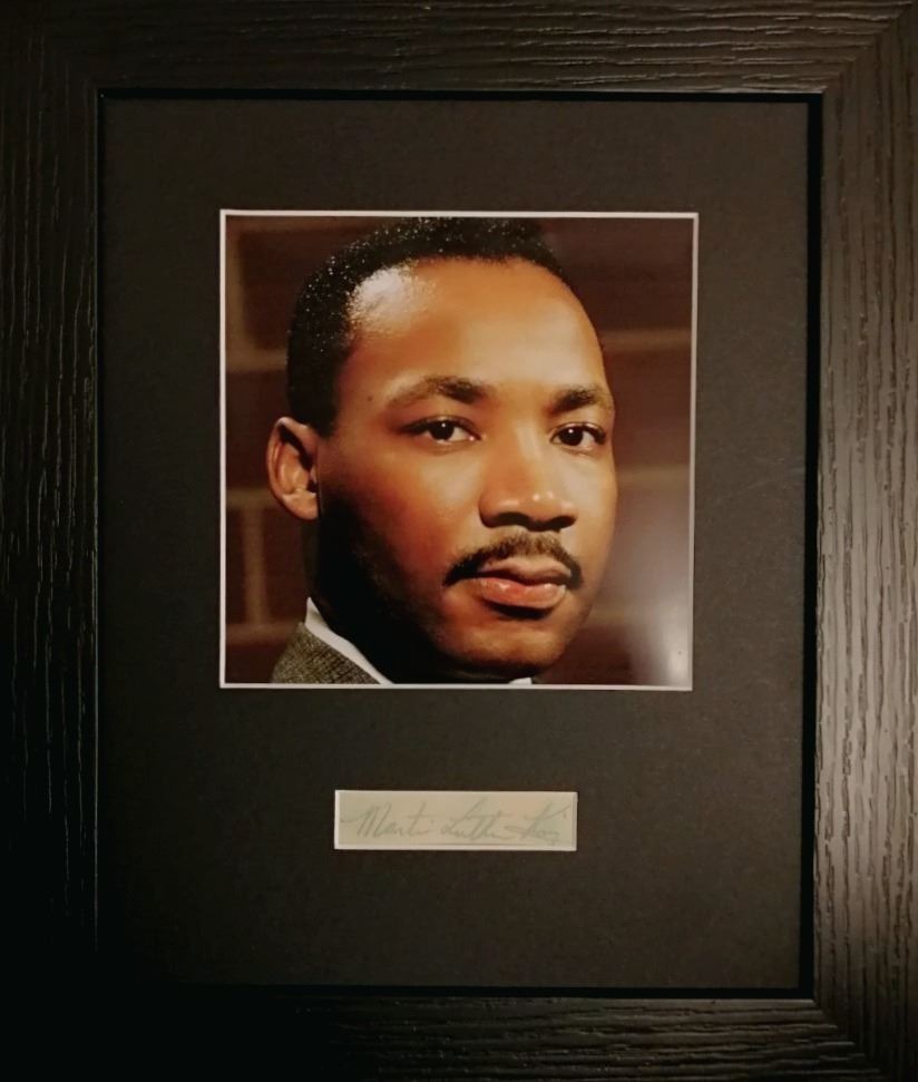 Martin Luther King signature (1929-1968).