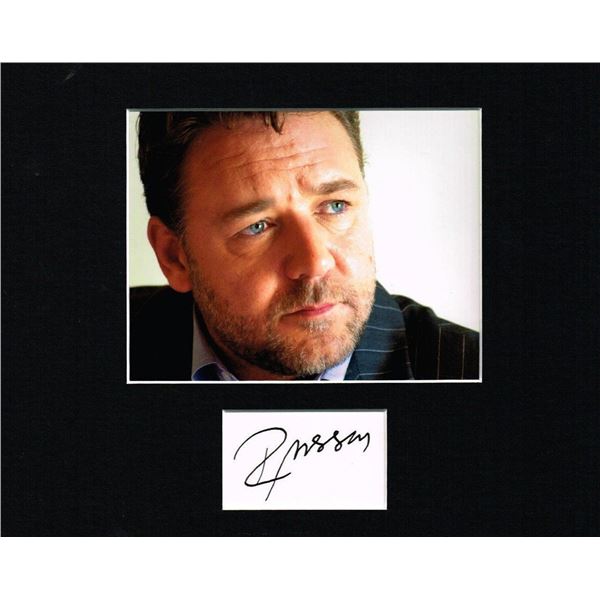 Russell Crowe autograph (1964-).