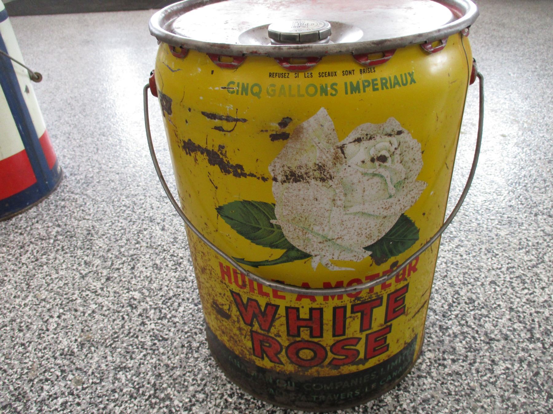 White Rose Motor Oil - 5 gallon can