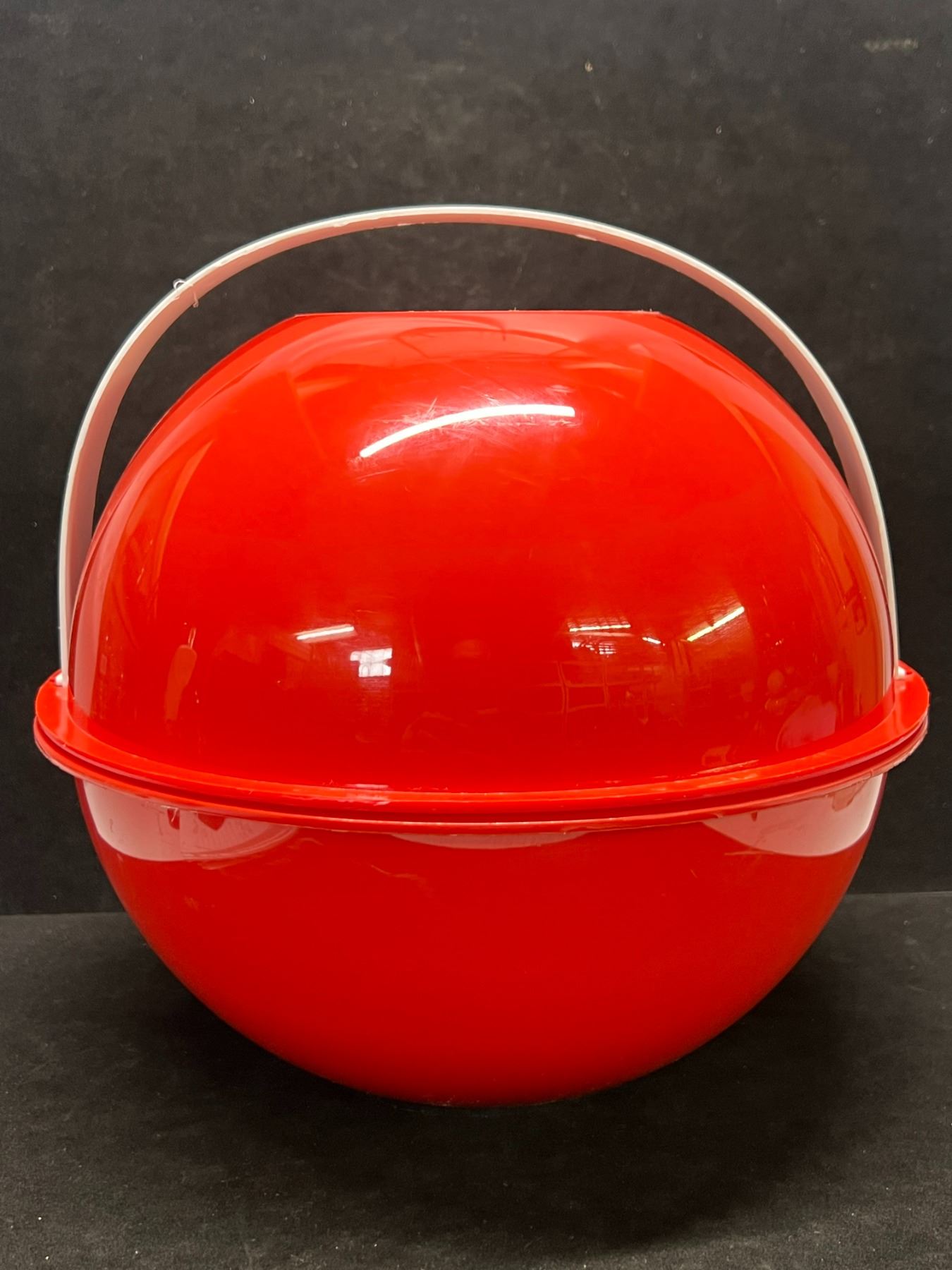 Vintage Retro Ingrid Party Picnic Ball - Plastic Dishes (ball approx ...