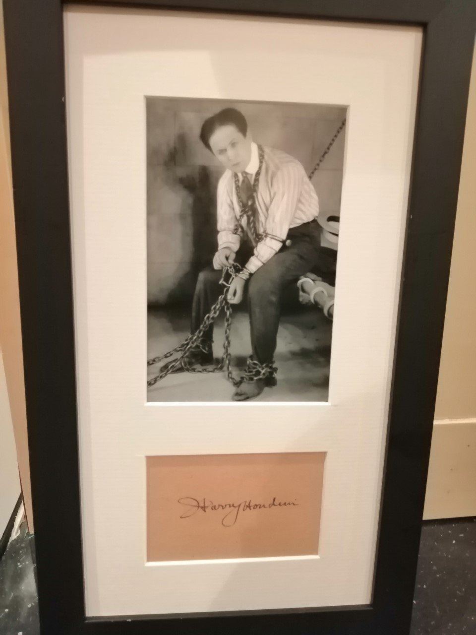 Harry Houdini autograph (1874-1926).