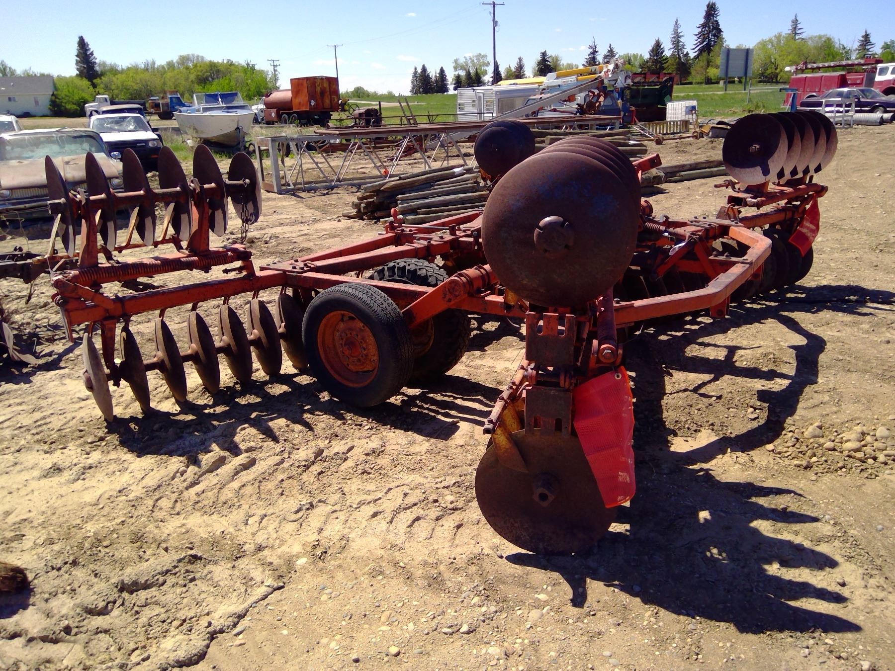 20' Tandem Disk JI Case w/ Hydraulic Ram