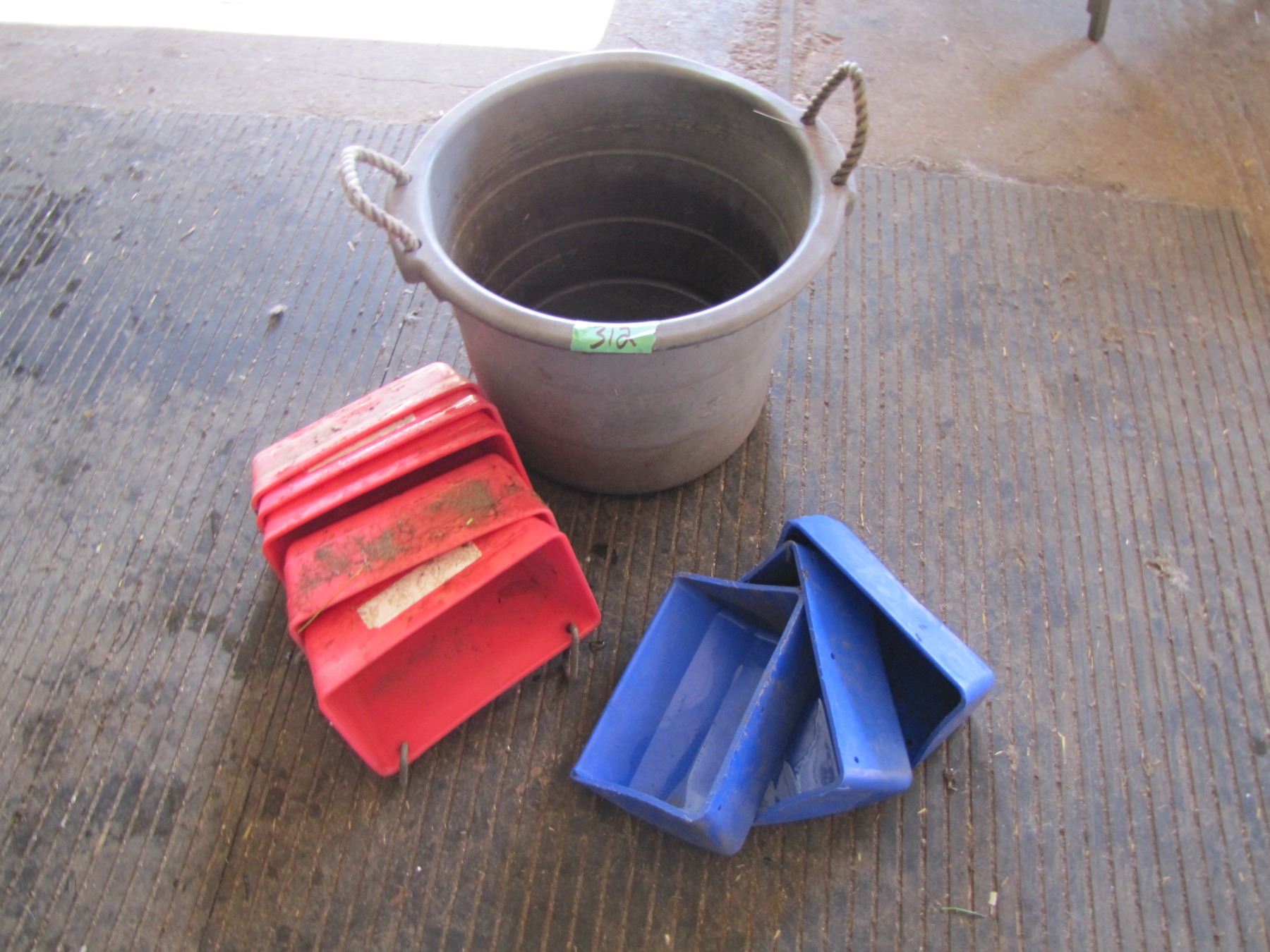 Water bucket and small feed cups
