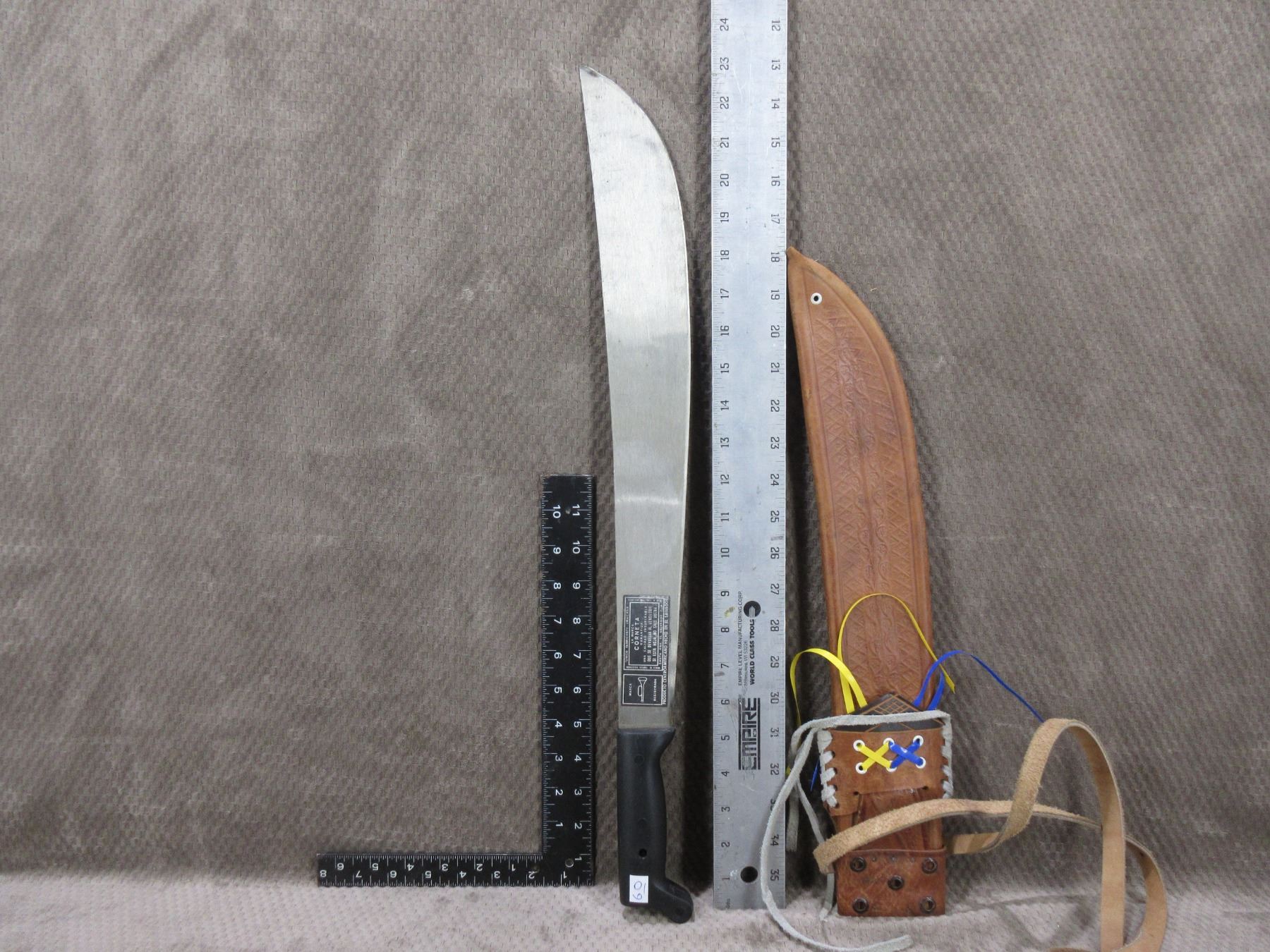 Corneta No. 127 Machete with Sheath - Made in El Salvador