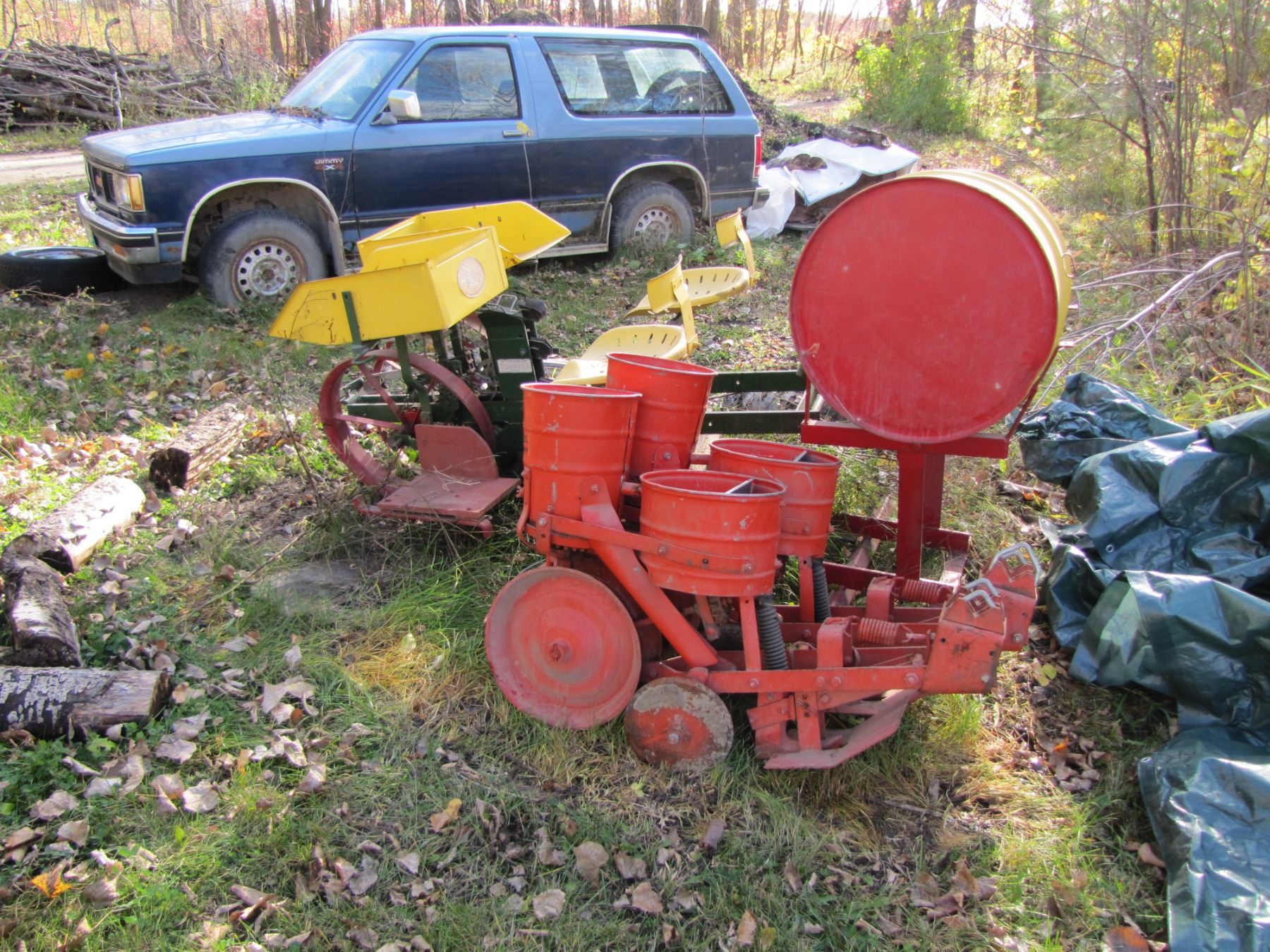 Hollander three point hitch planter and seeder; must see to appreciate ...
