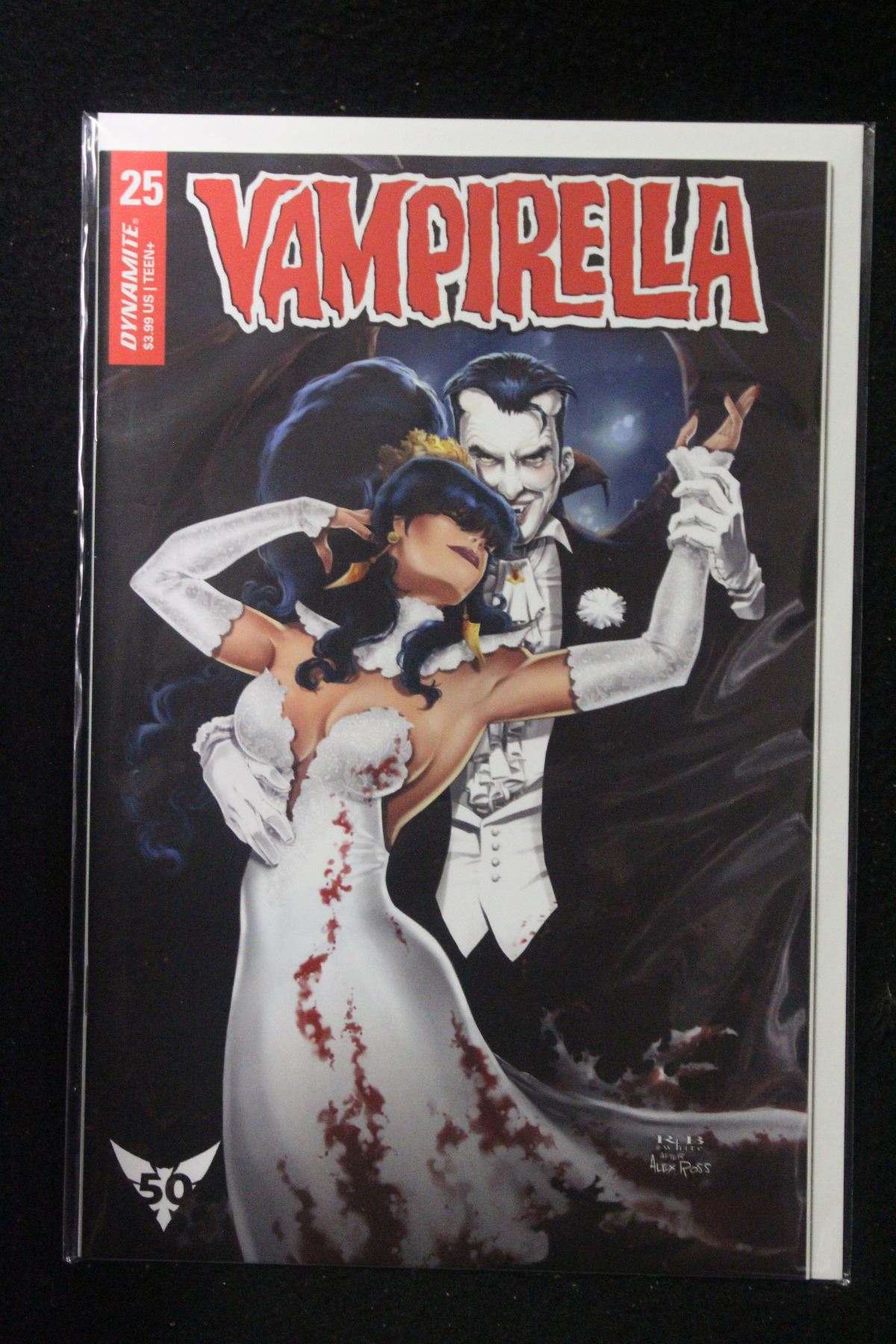 Vampirella #25 Alex Ross Variant Cover