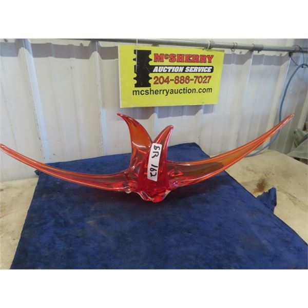 Chalet Blown Glass Center Piece 33 Wide Mcsherry Auction Service Ltd