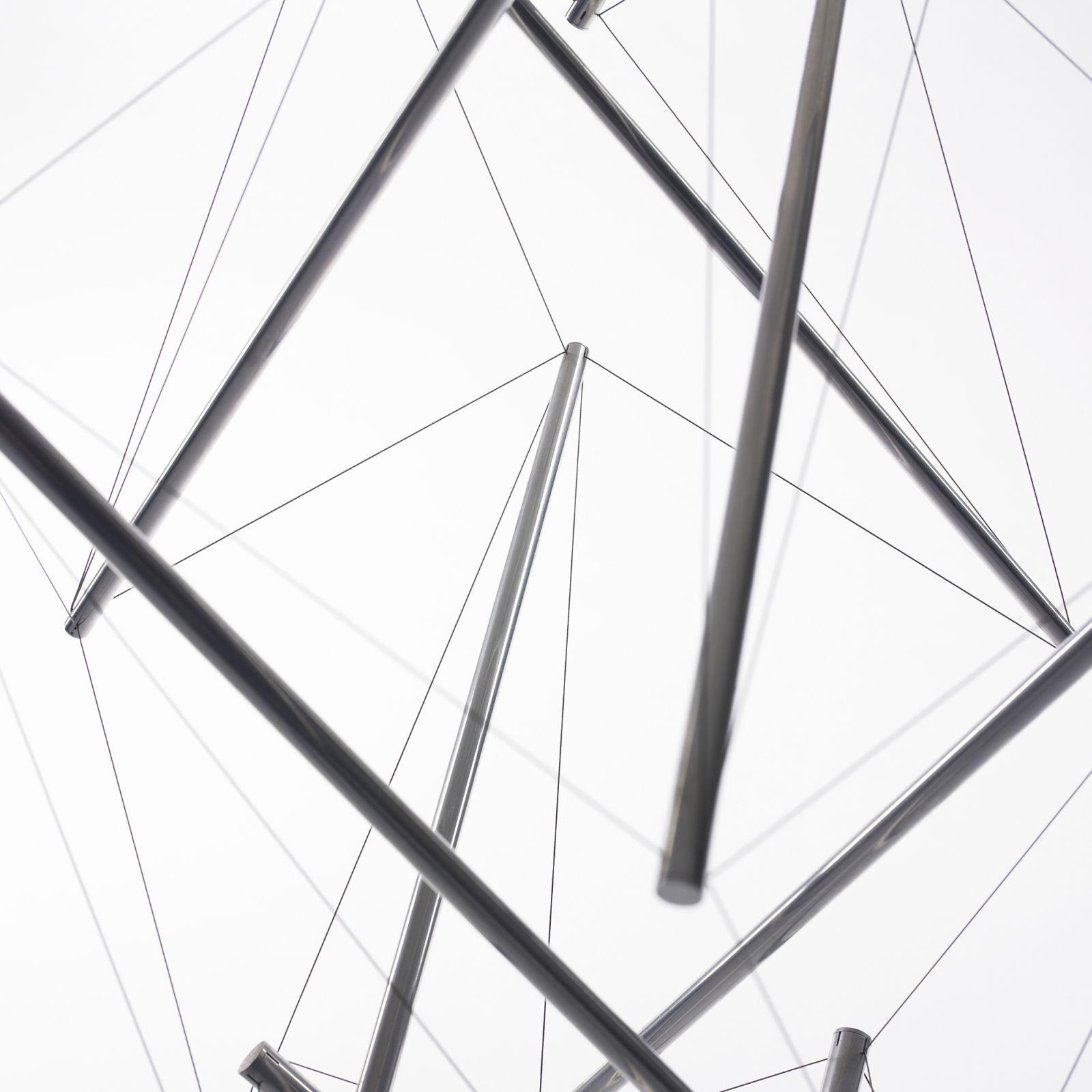 Kenneth Snelson E.C. Column