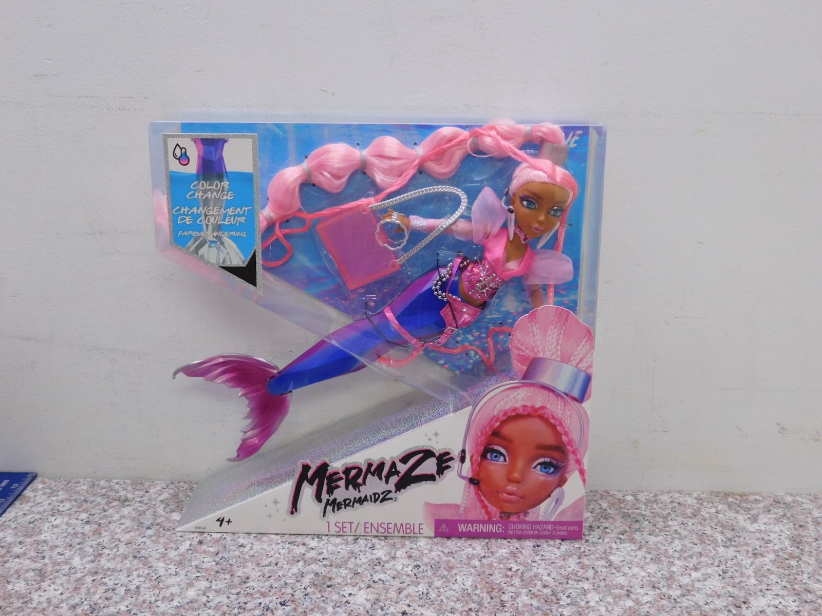 Mermaze Mermaids Doll Color Changing Tail Harmonique MGA Toys