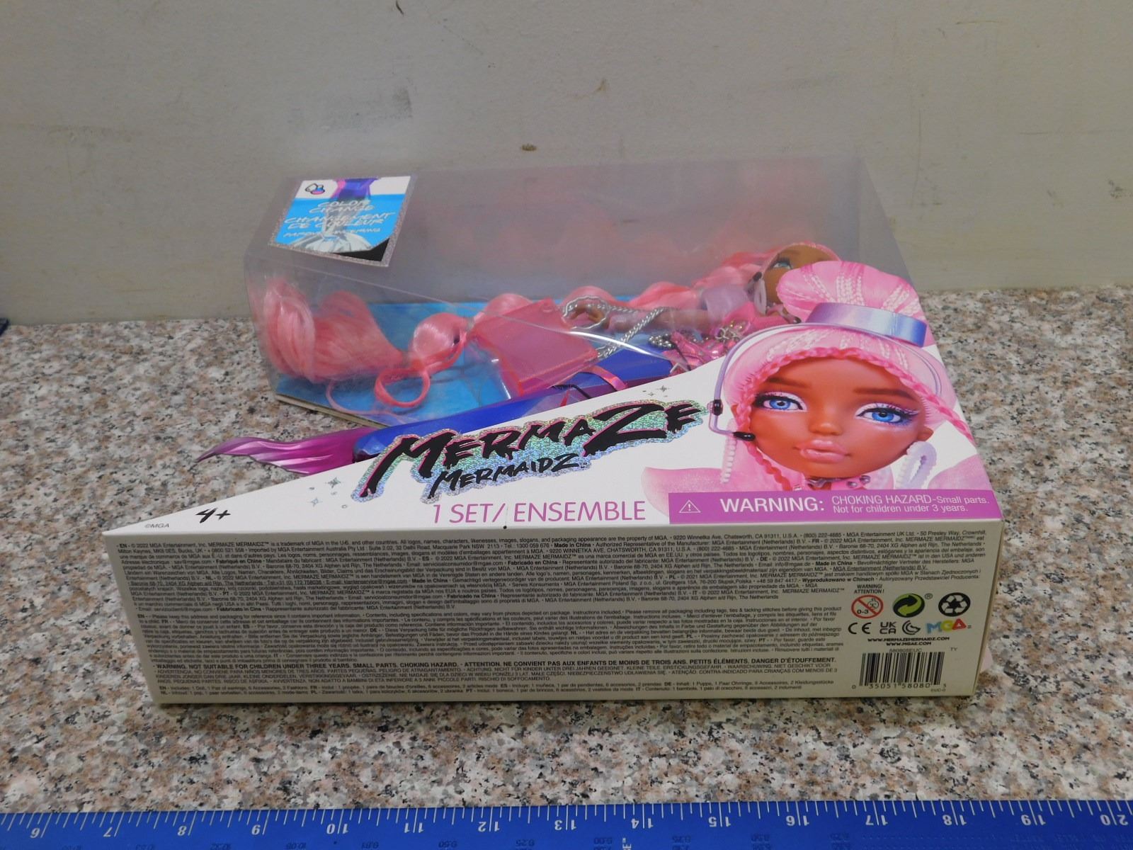 Mermaze Mermaids Doll Color Changing Tail Harmonique MGA Toys