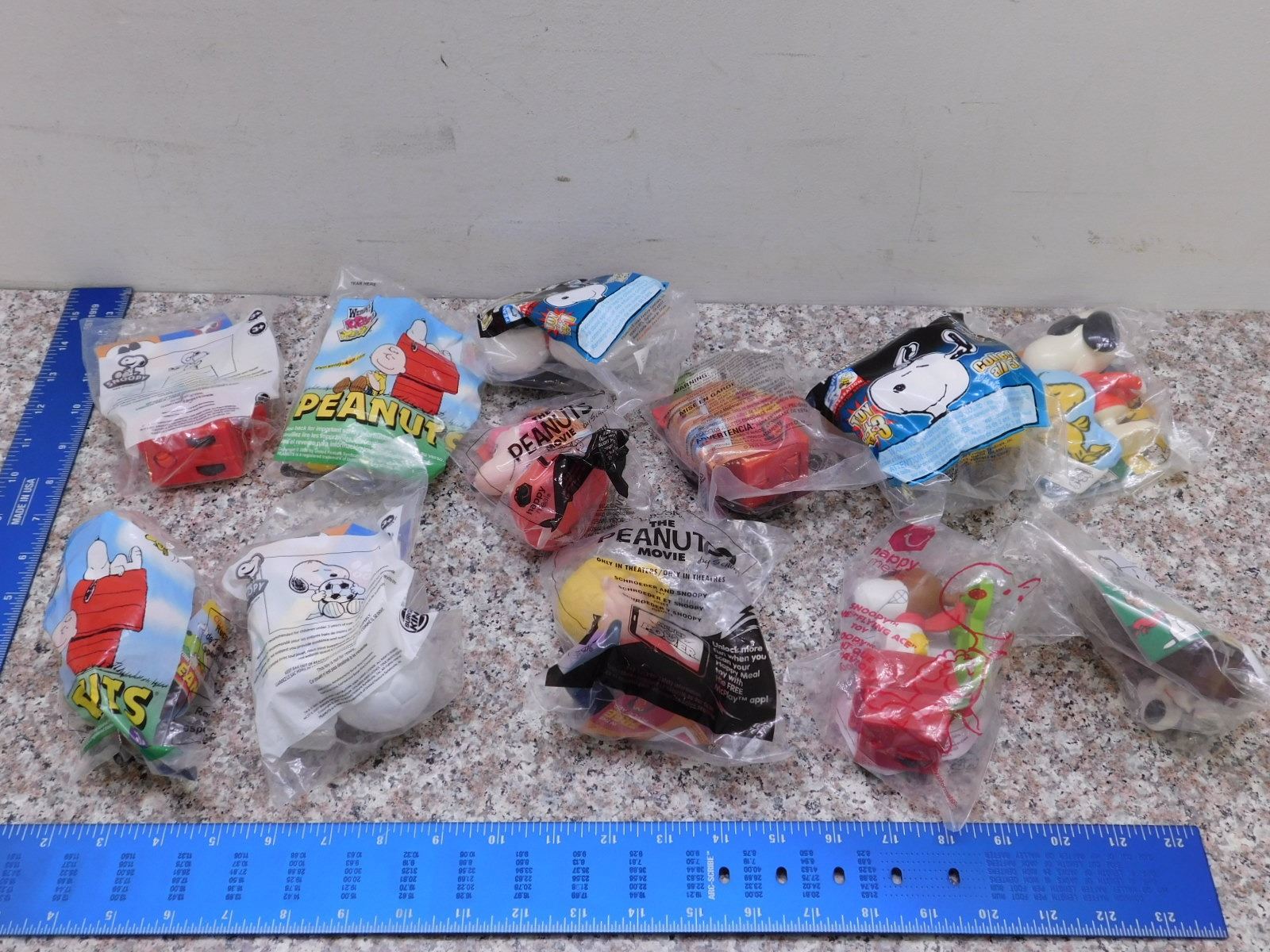 Lot of 12 Peanuts McDonalds Fast Food Premiums Still Packaged