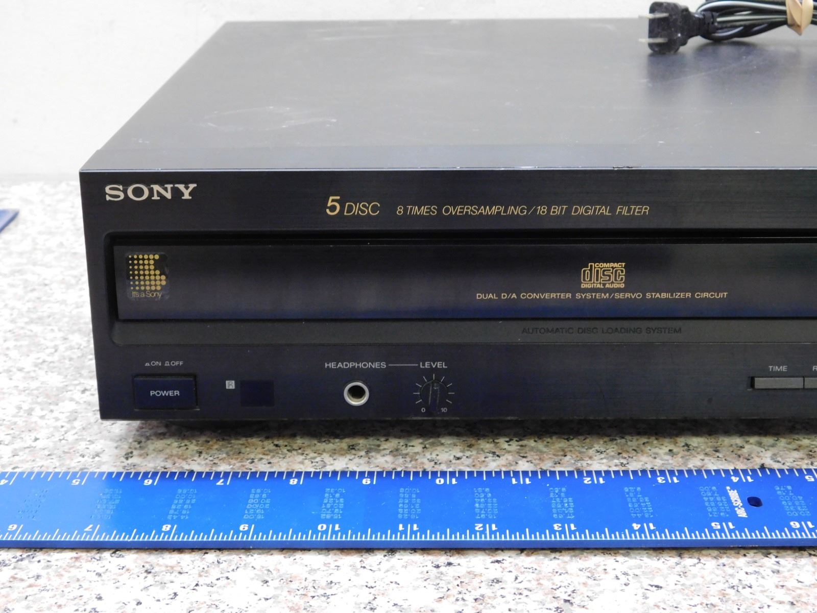 Sony CDP-C505 5 Disk Stereo CD Player plus remote