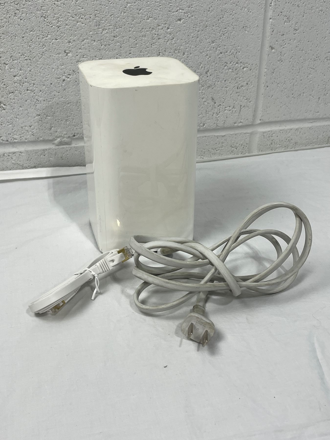 Apple AirPort Extreme - Model A1521