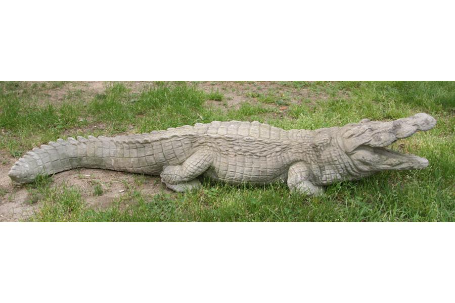 CAST STONE ALLIGATOR DETAILED SCALES AND BODY