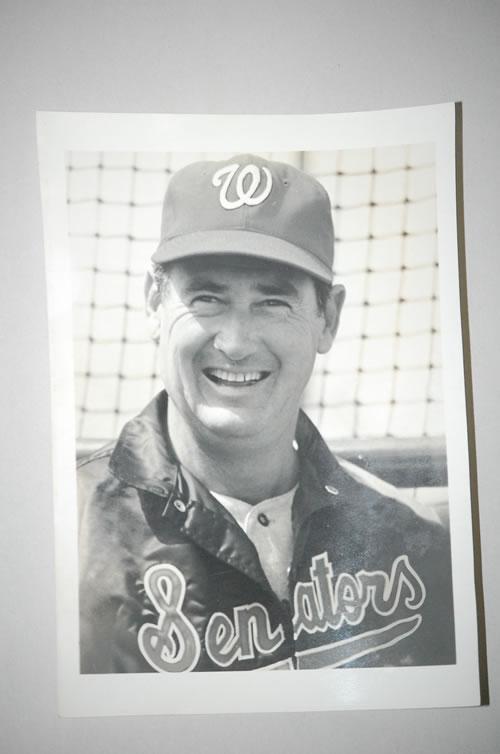 (34) MATCHING TED WILLIAMS WASHINGTON SENATORS PHOTOGRAPHS
