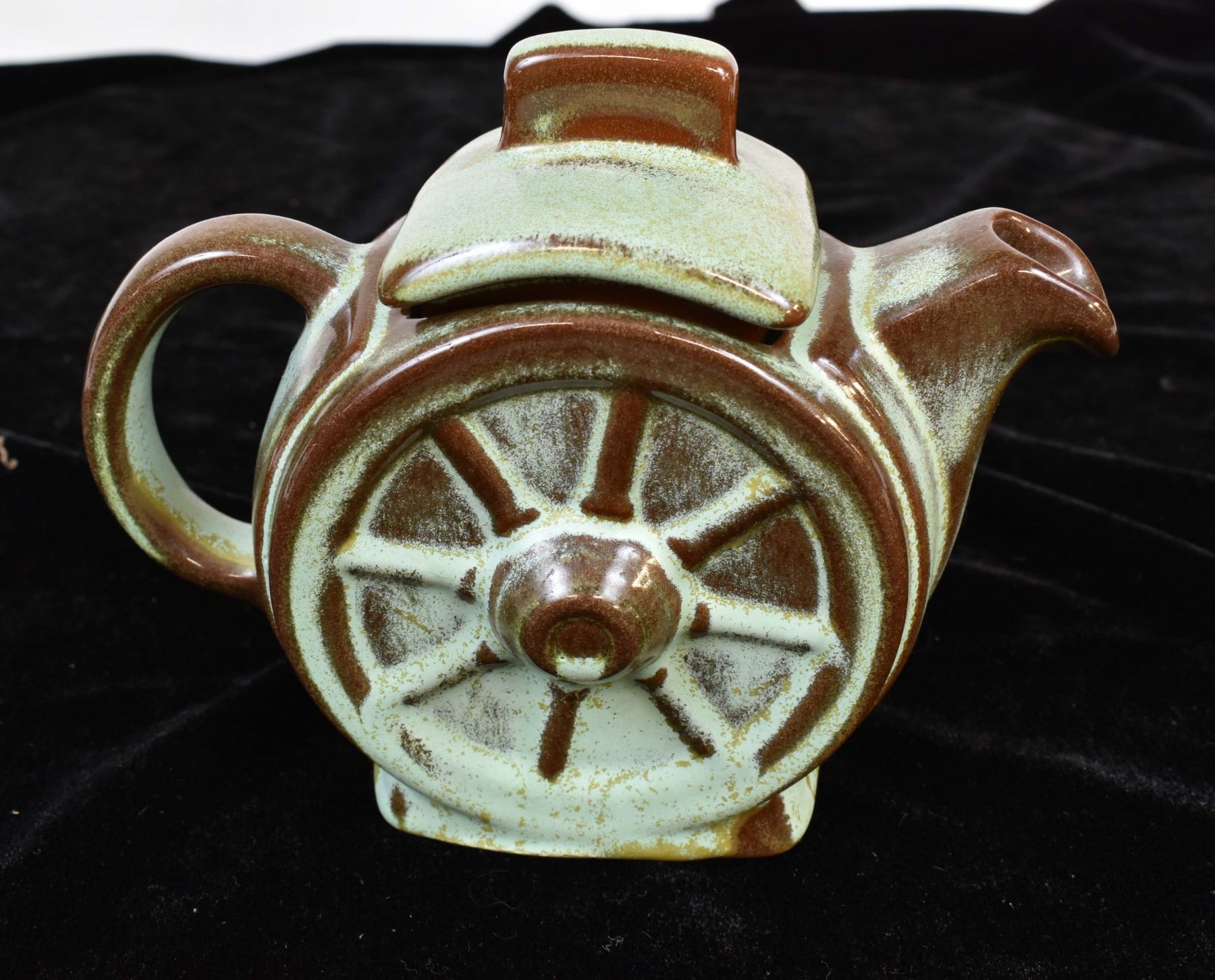Frankoma Prairie Green Wagon Wheel Pottery Teapot