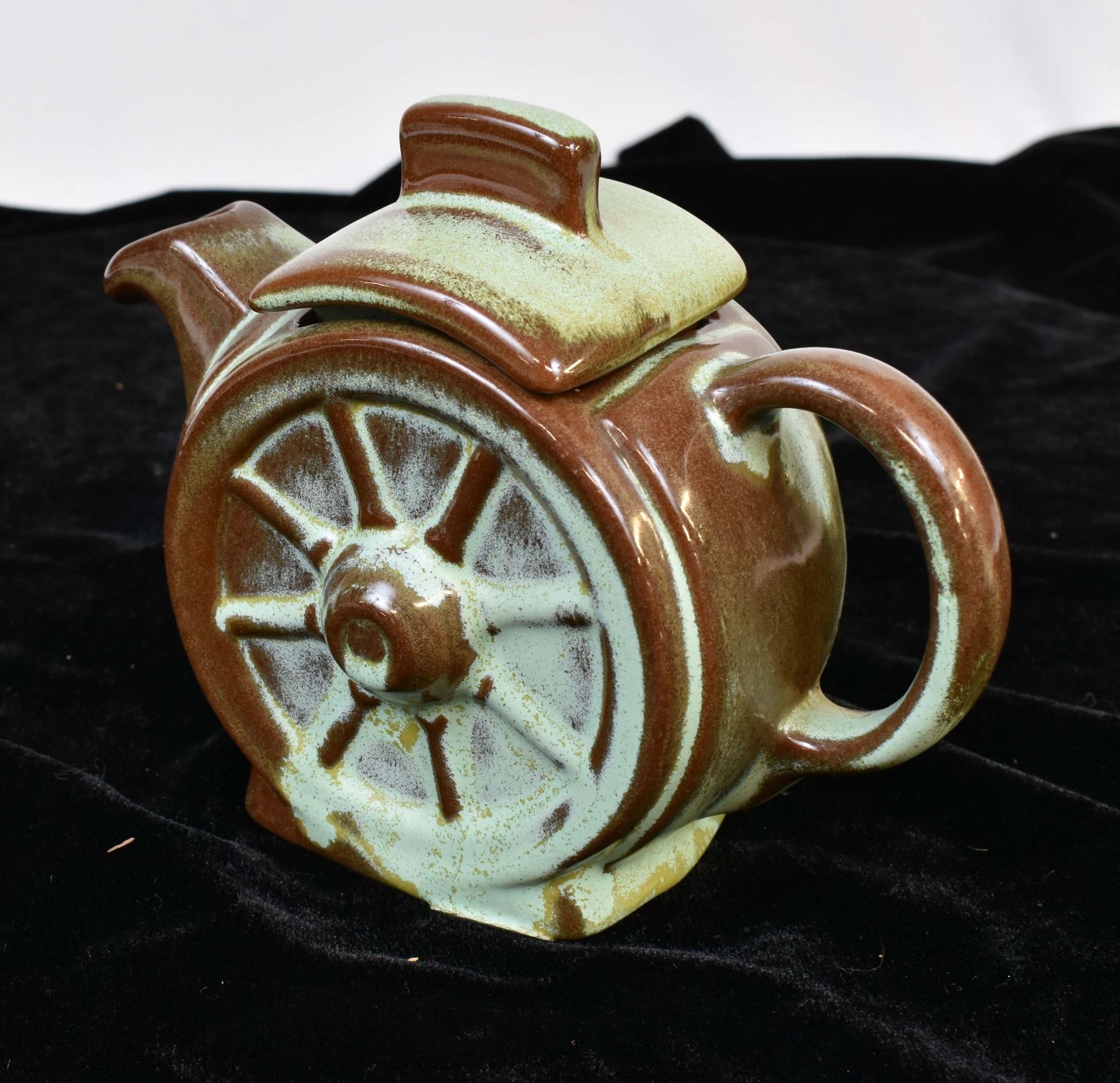 Frankoma Prairie Green Wagon Wheel Pottery Teapot