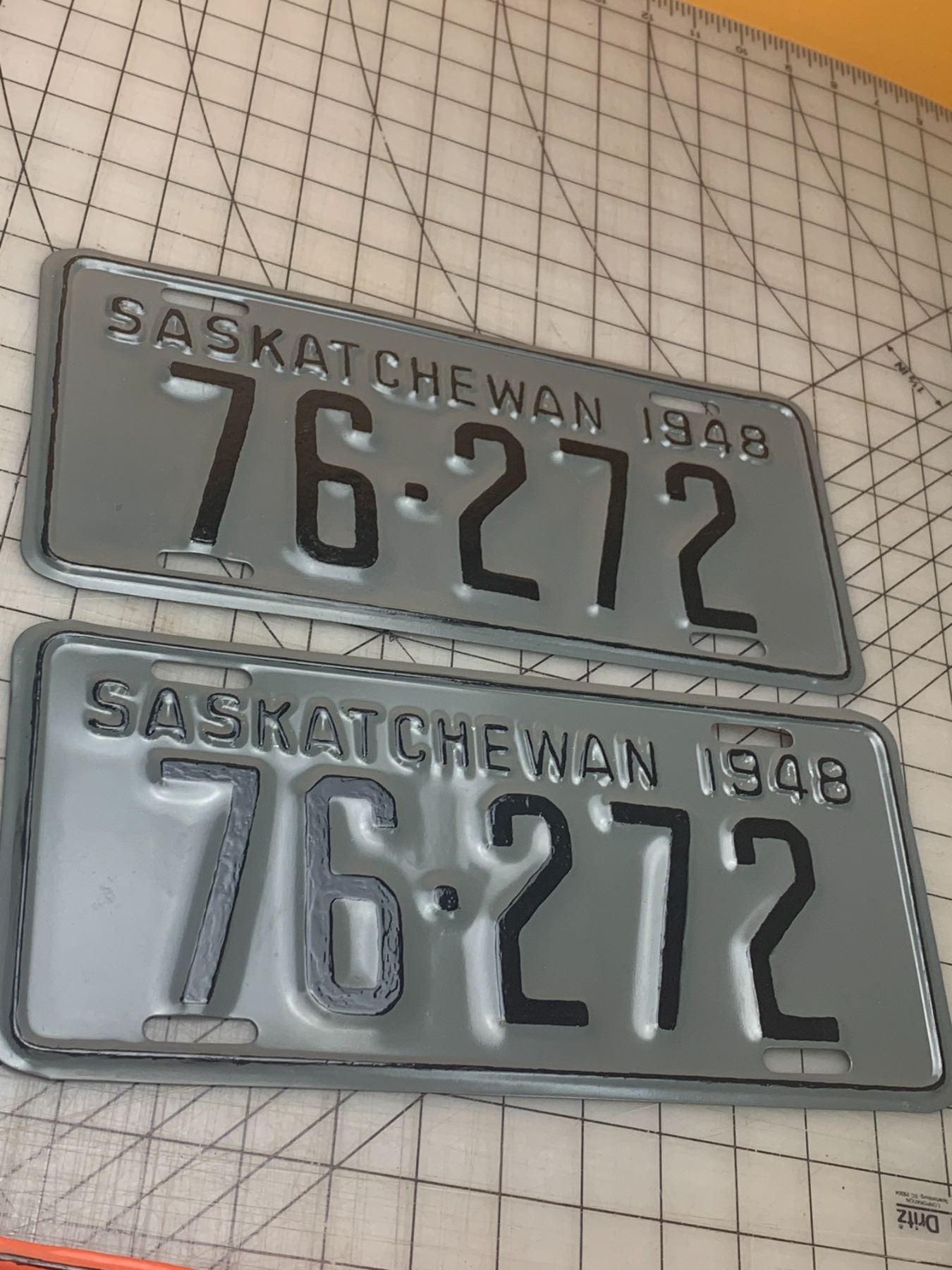1948 PAIR OF SASKATCHEWAN LICENCE PLATES REPAINTED