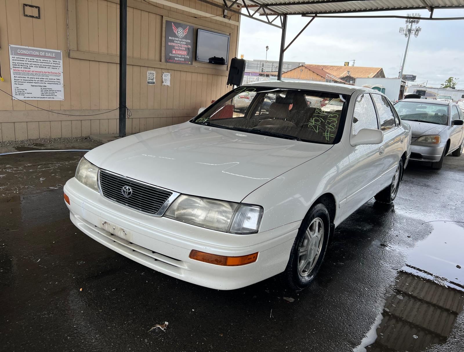 1995 Toyota Avalon XLS