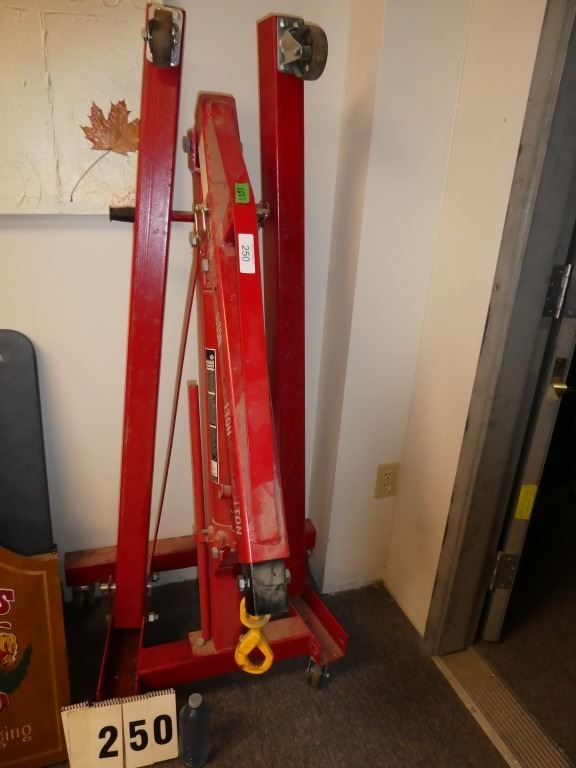 Big Red 2 Ton Hydraulic Engine Hoist