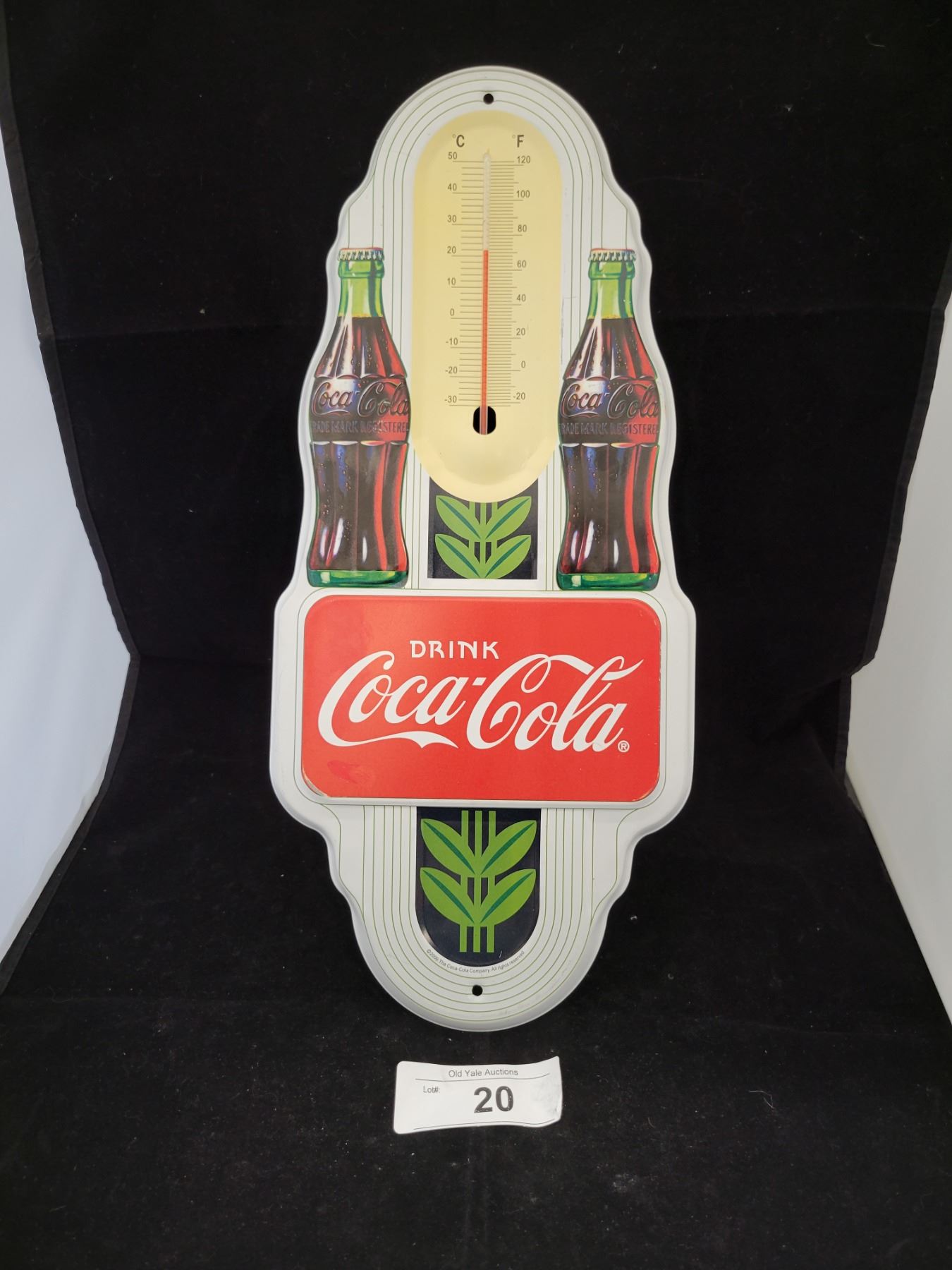 BEAUTIFUL DOUBLE BOTTLE COCA COLA METAL THERMOMETER