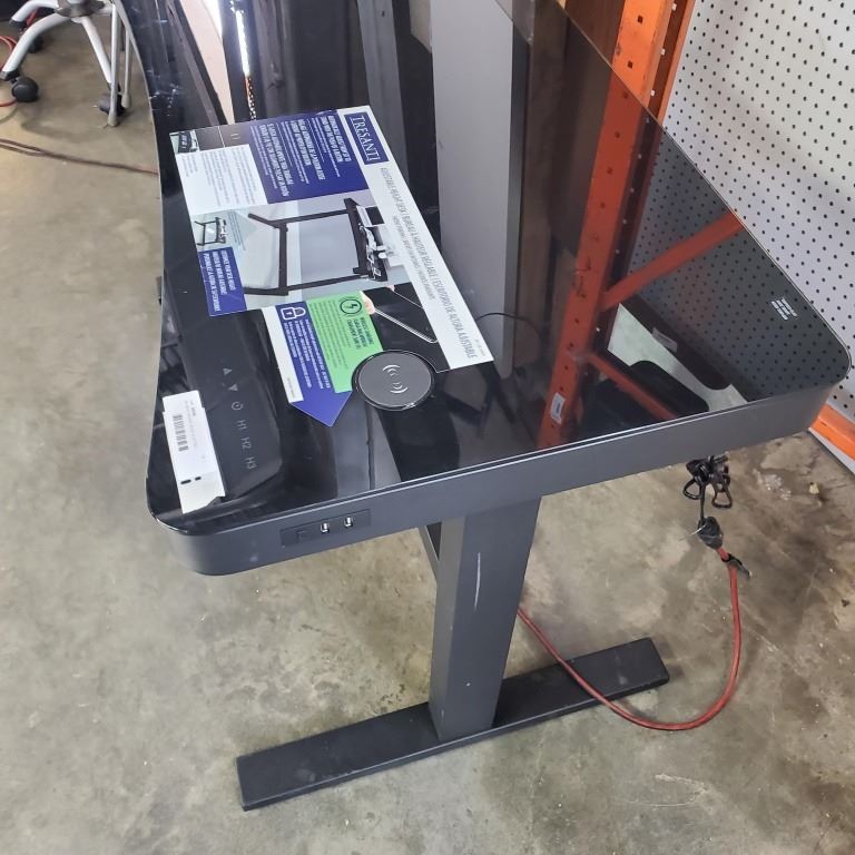 AS NEW TRESANTI BLACK ELECTRIC ADJUSTABLE HEIGHT DESK WITH WIRELESS as-new-tresanti-black-electric-adjustable-height-desk-with-wireless