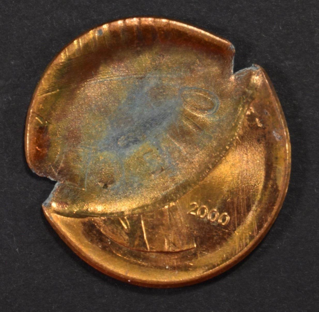 2000 MINT ERROR CENT LARGE BROADSTRIKE WITH INDENT