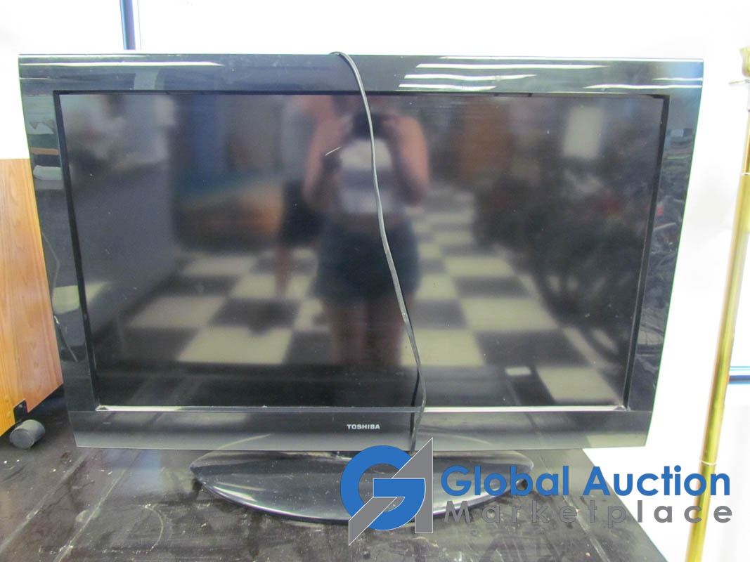 **Toshiba 40" Flat Screen TV
