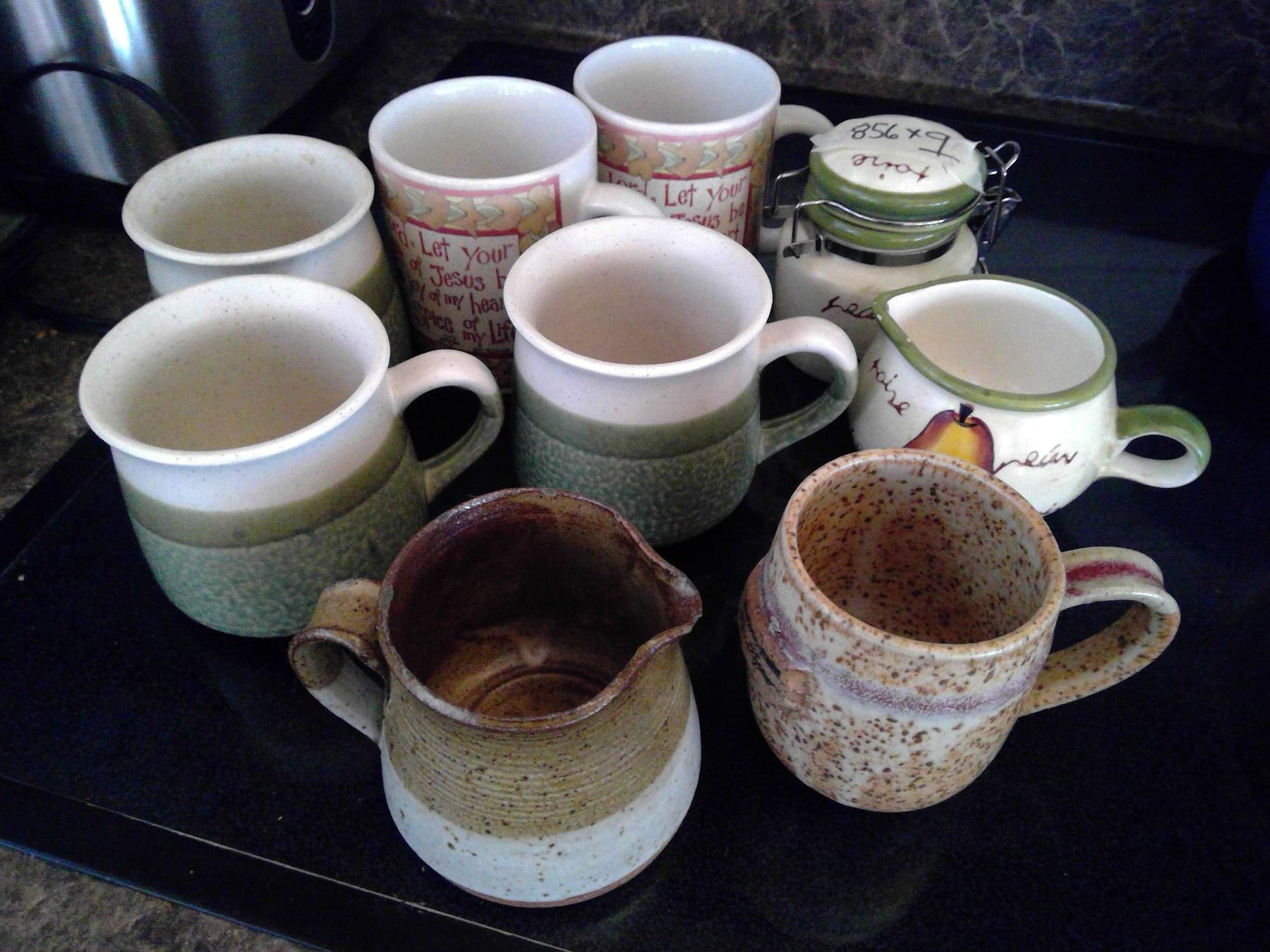 9 Piece Ceramic Kitchenware - Schmalz Auctions