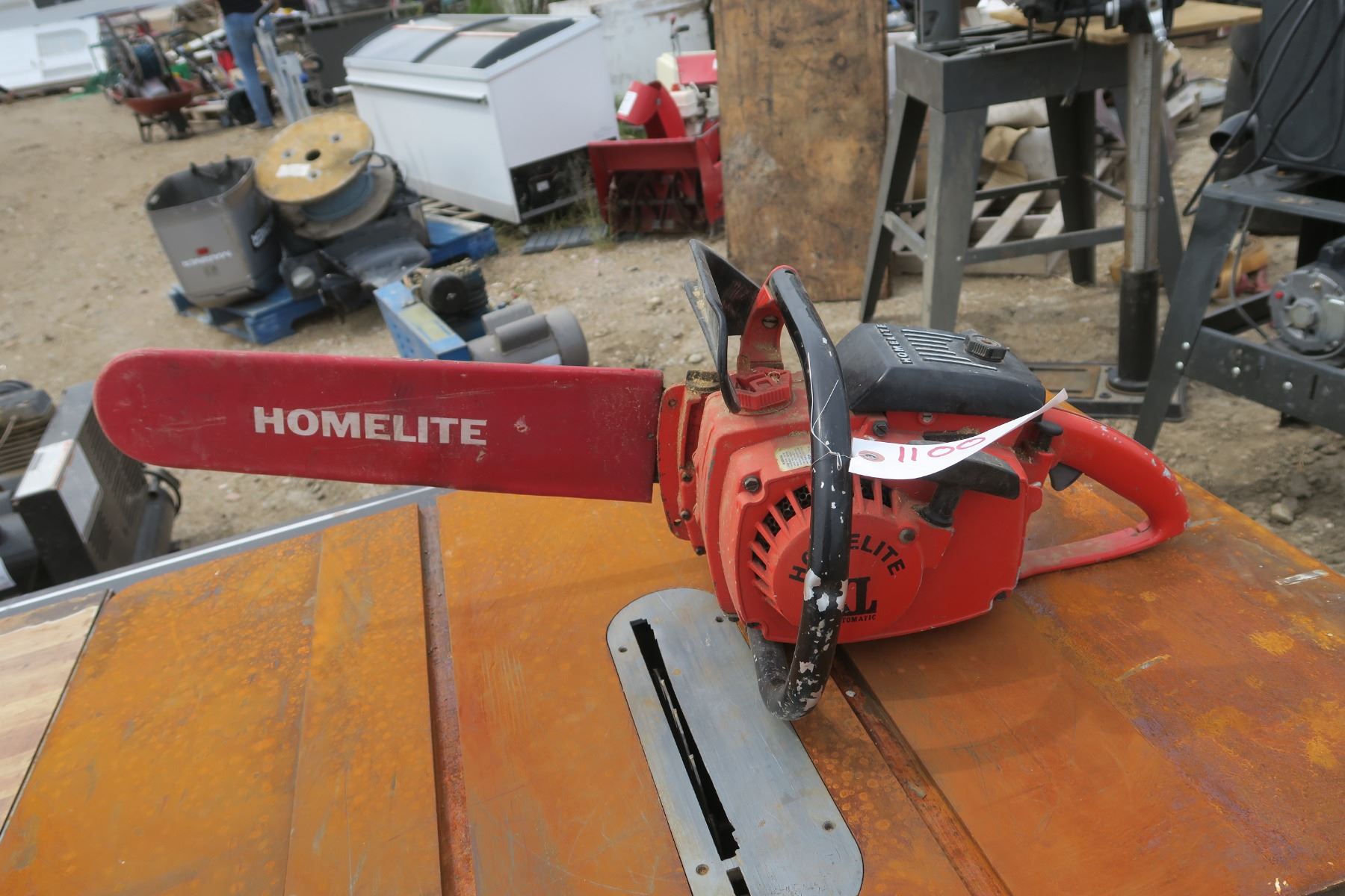 Homelite Chainsaw - Engine Turns - Schmalz Auctions