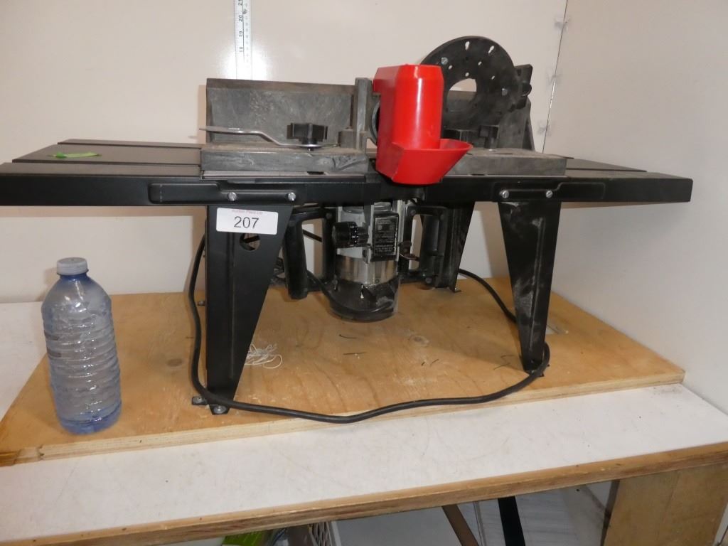 Craftsman Router Table With Black & Decker Router