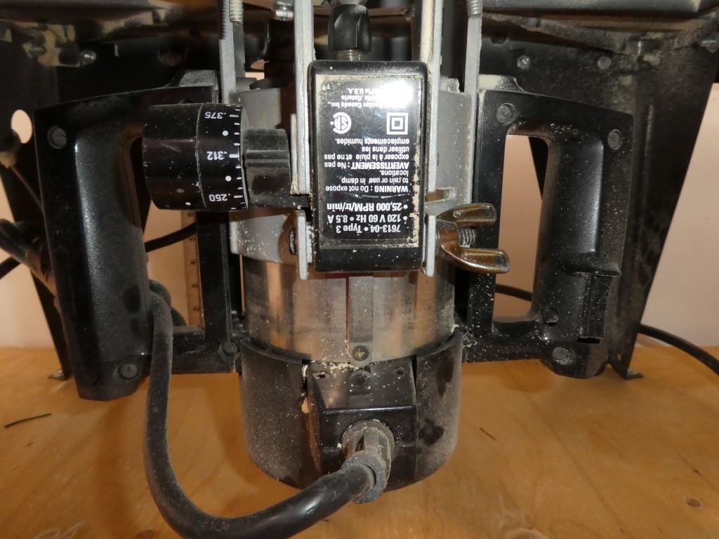 Craftsman Router Table With Black & Decker Router