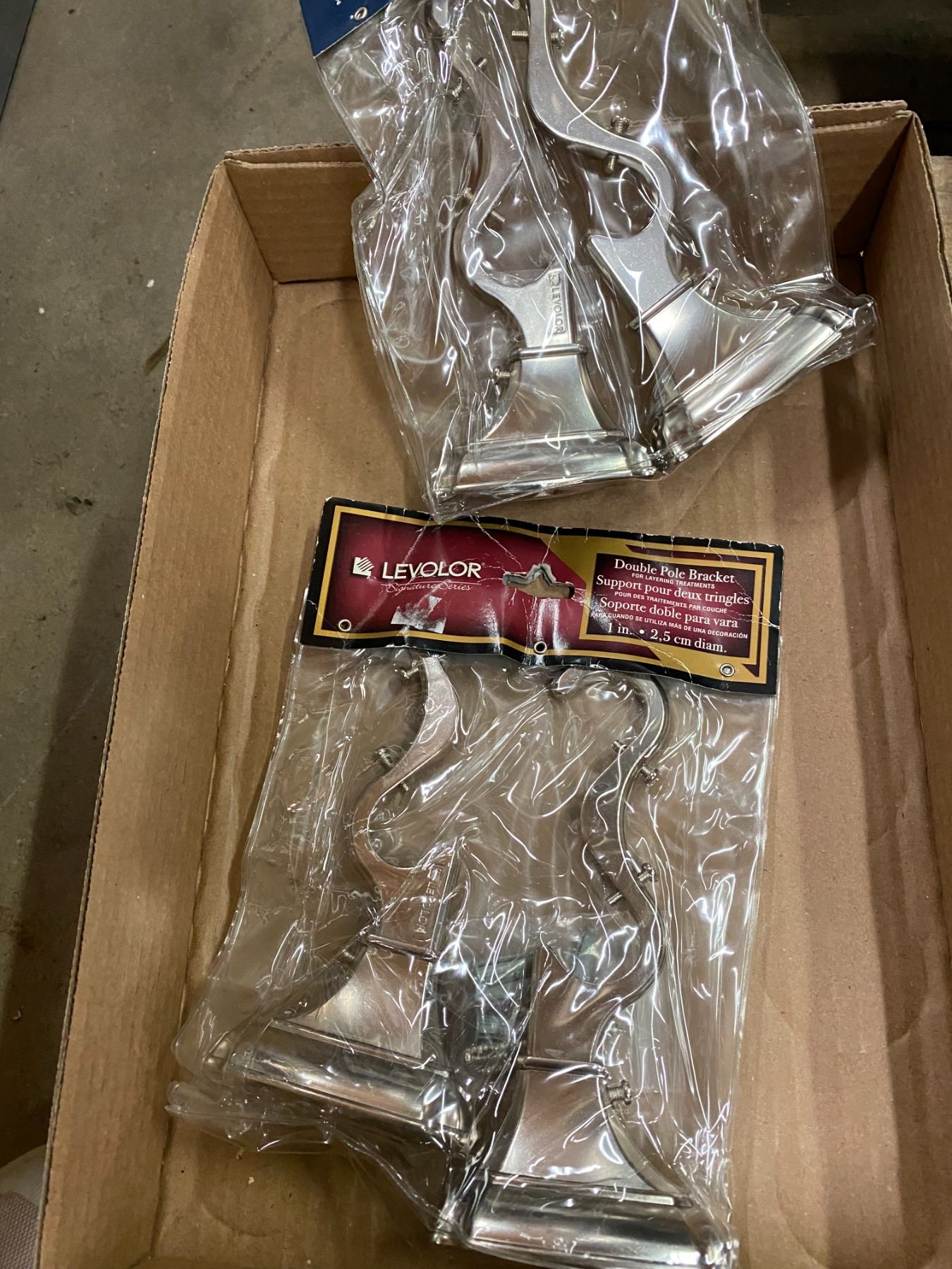Levolor pole bracket