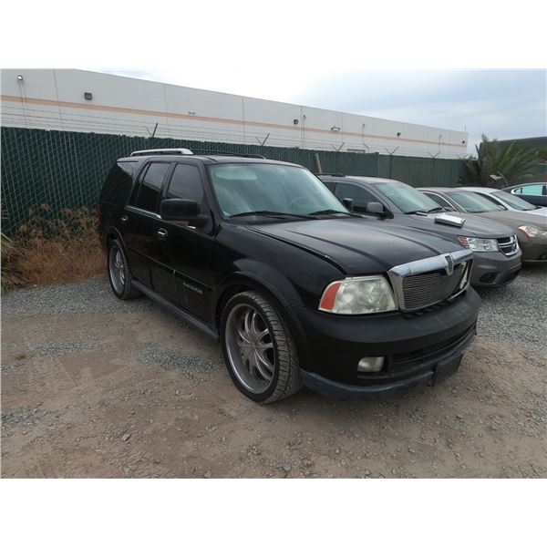 LINCOLN NAVIGATOR 2005 L/S