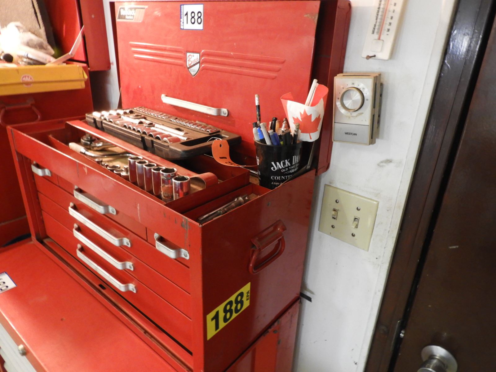 Tool box, Beach 6 drawer upper tool chest, complete with an assortment ...