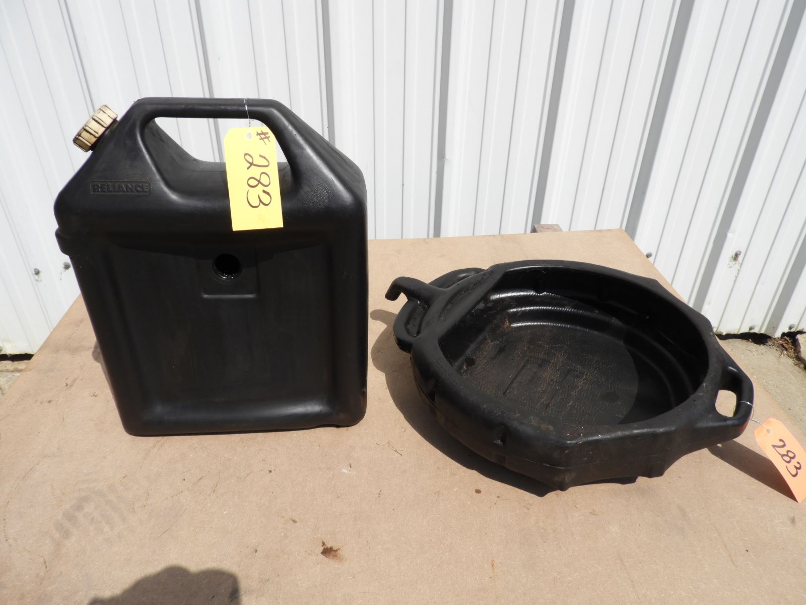 Oil change collection buckets
