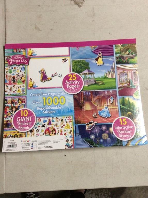 Giant sticker activity pad with placings Disney princess