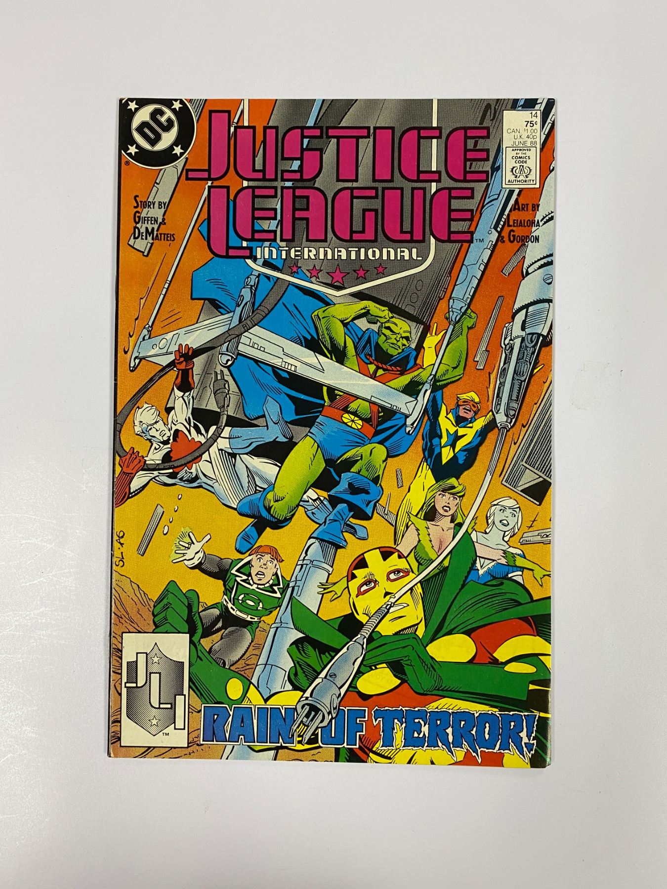 Justice League #14 Vintage DC Comic