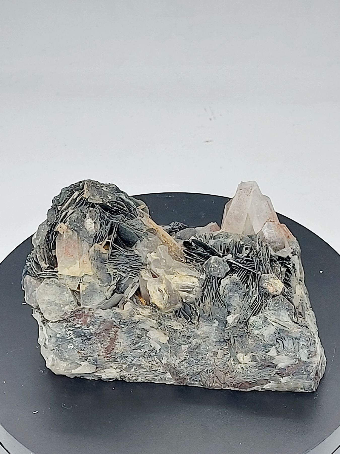 EXCEPTIONALY RARE SPECULARITE W/QUARTZ
