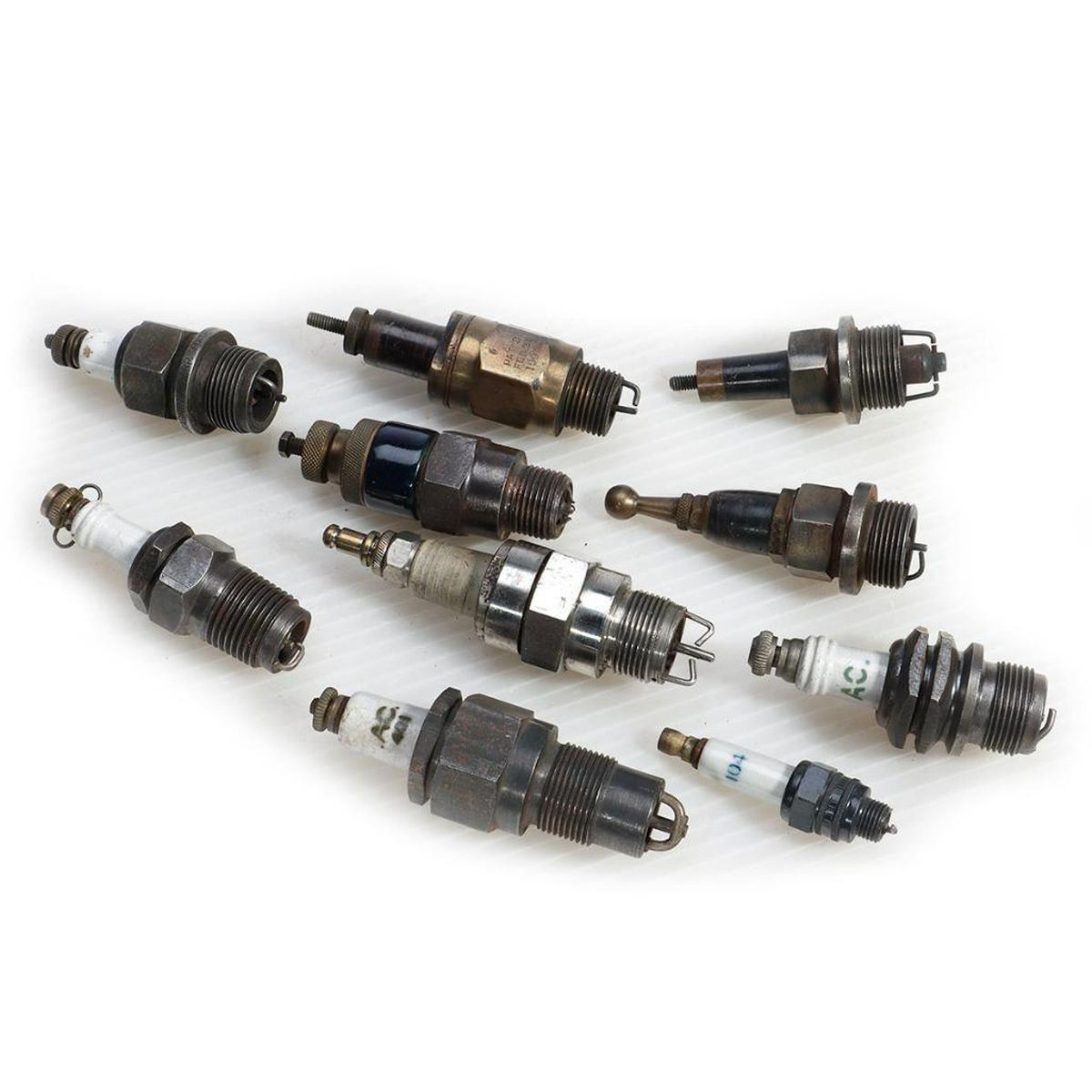 Ten Collectable Spark Plugs: A.C., A.C., A.C., A.C., Sootles, Boogie ...